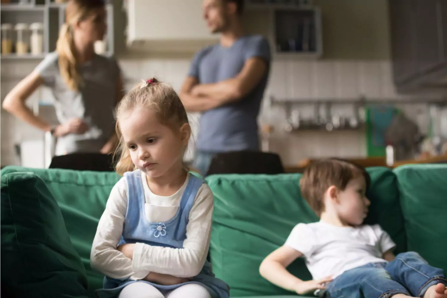 Sibling Squabbles - Navigating the Challenges of Sibling Rivalry ...